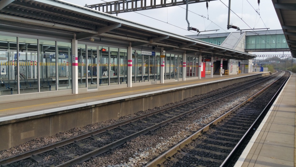 Luton Airport Parkway station... | MShelley | Blipfoto