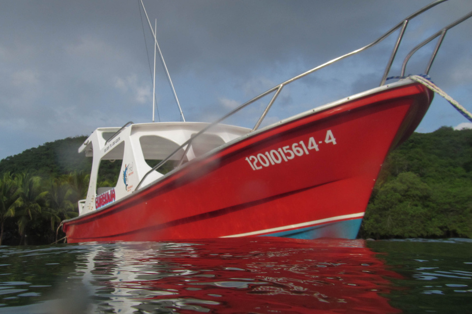 Red Boat | rsdphotography | Blipfoto