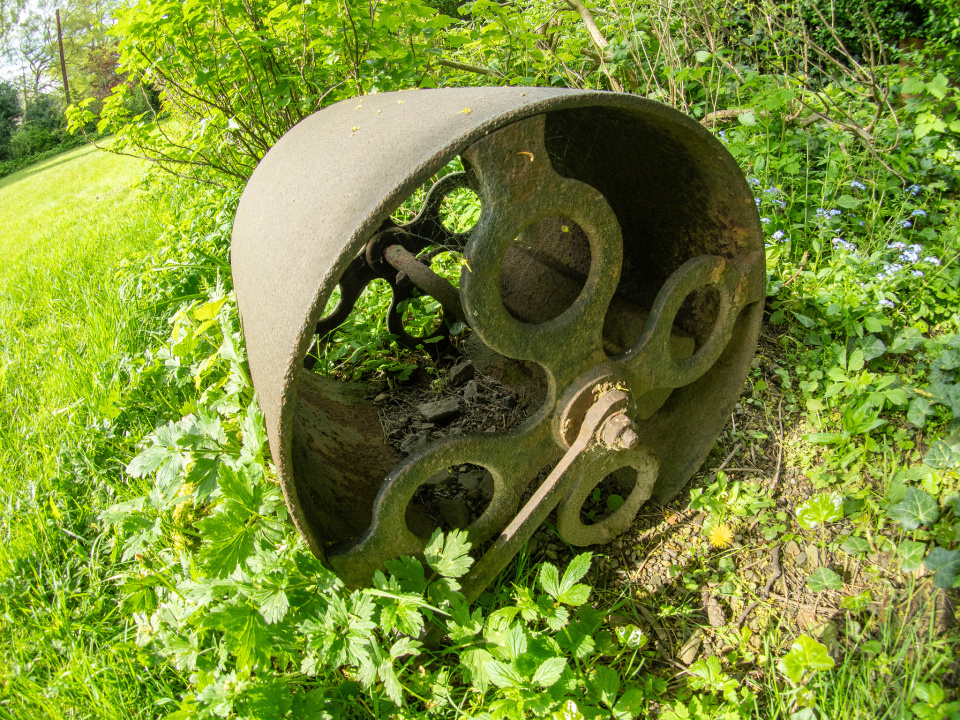 W-I-D-E on Wednesday: (Sort of) Solid | davidc | Blipfoto