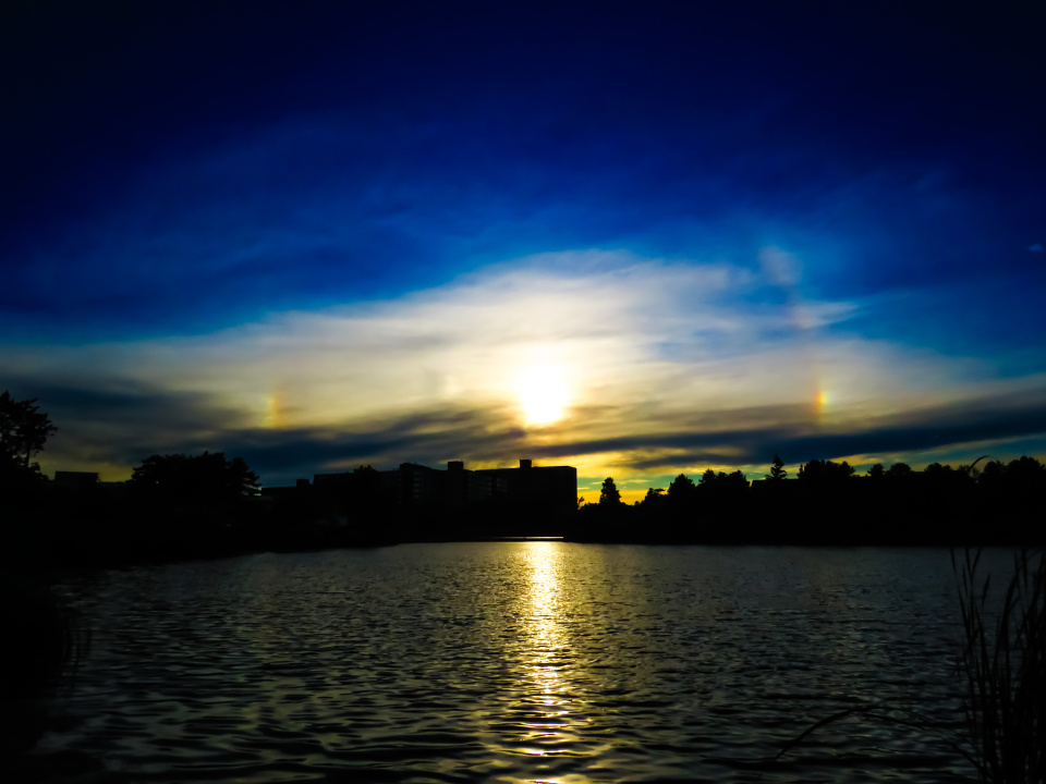 Sunset sundog | KevinV | Blipfoto