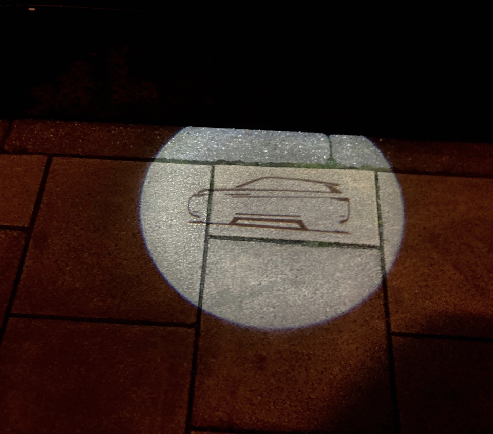 Puddle Lighting | mambo | Blipfoto