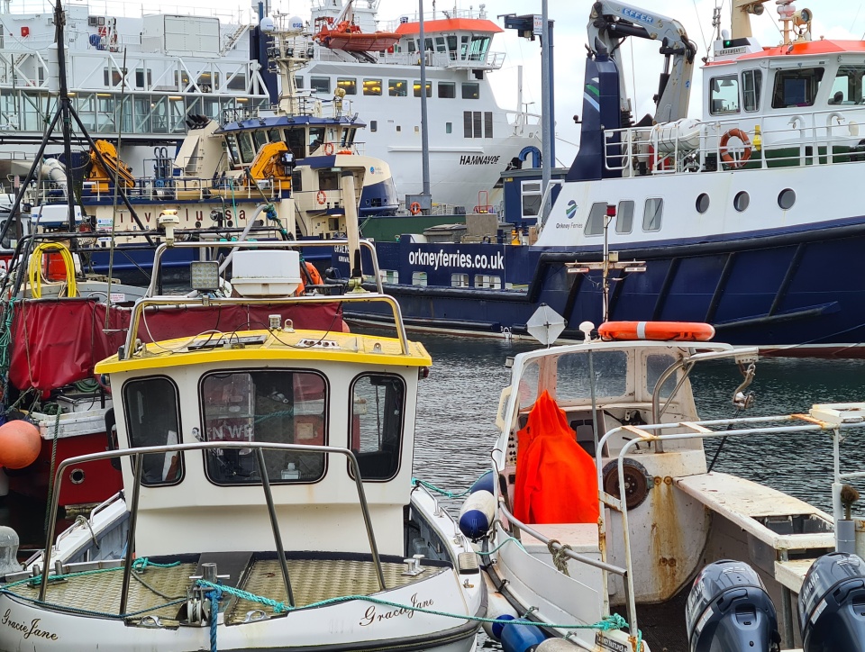 BUSY BOATS | EllyJay | Blipfoto