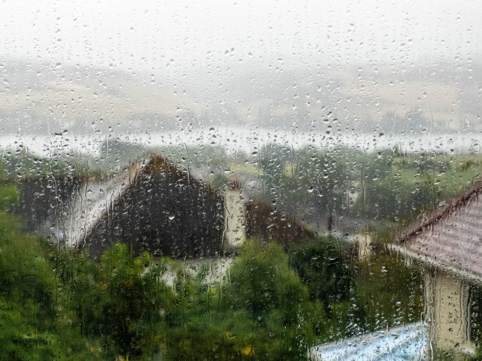 Rainy Days and Thursdays ... | RockArea | Blipfoto