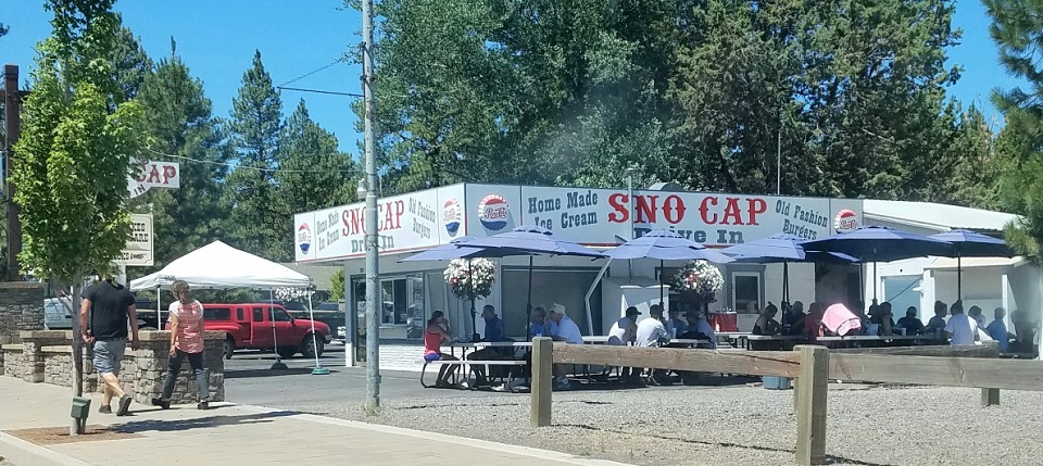 Snow Cap Restaurant Sisters, Oregon | RonaldBerry | Blipfoto