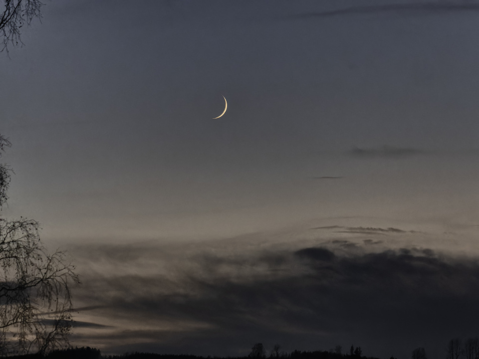 The moon is up | Terje | Blipfoto