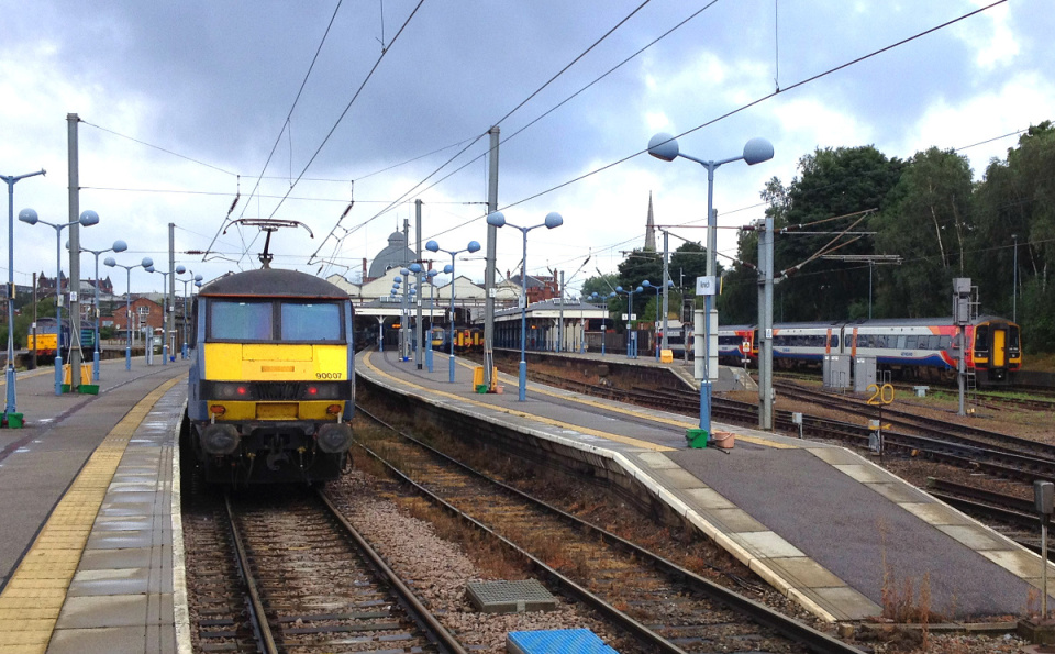 A busy Sunday morning at Norwich Station | pastrlyempires | Blipfoto