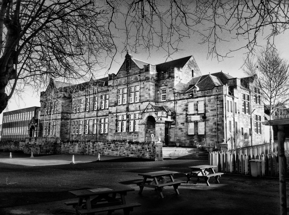 Balbardie Primary School , Bathgate | brianloafer | Blipfoto
