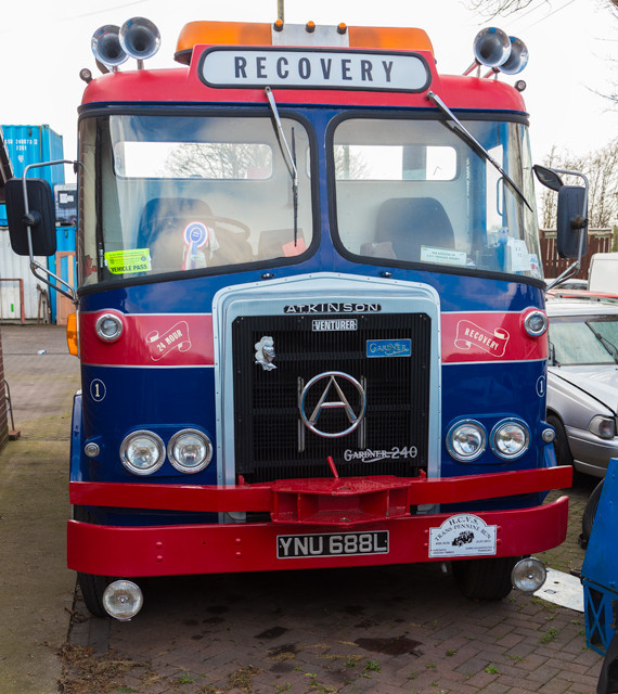 Old Breakdown Truck | madwill | Blipfoto