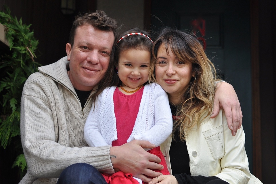 Bella with Both Parents | kendallishere | Blipfoto