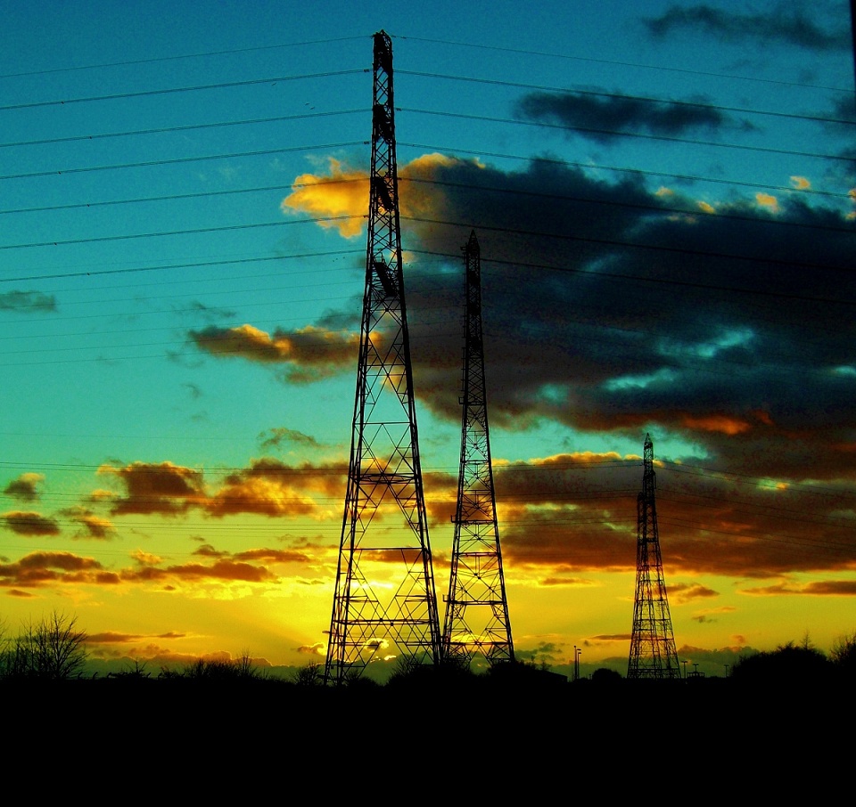 Pylon Sunset | Runhills | Blipfoto
