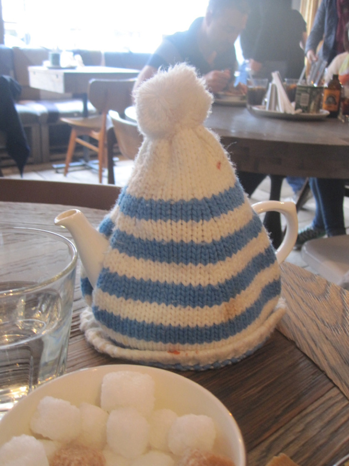 Fancy tea pot cosy | lesleydiack | Blipfoto