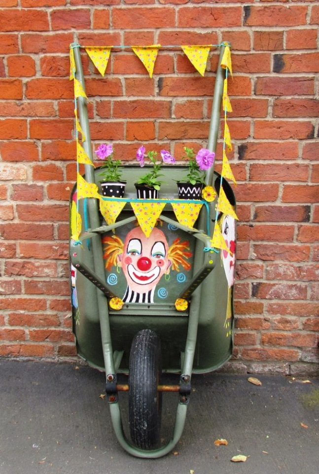 I'm a clown | BarrowBard | Blipfoto