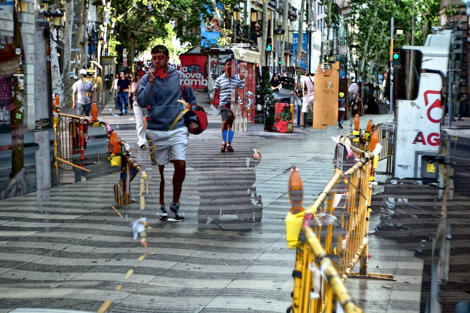 receding into evident examples of active inclusion | dabnotu | Blipfoto