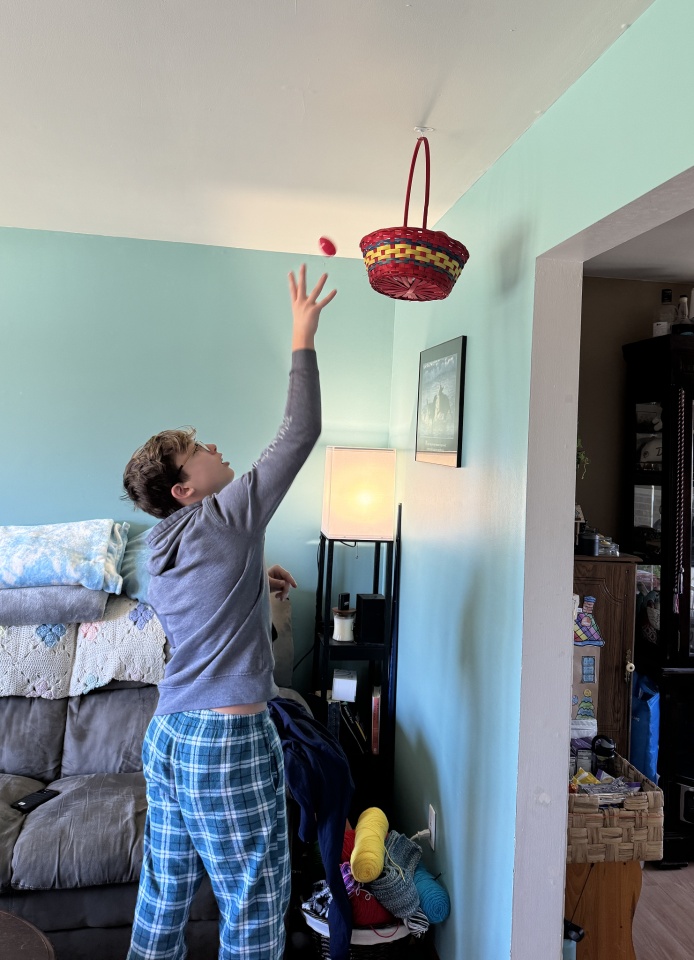 Easter Decorating | TurtleBug | Blipfoto