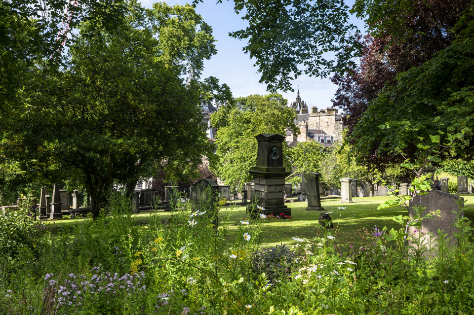 Greyfriars Kirkyard | CorvidFiesta | Blipfoto