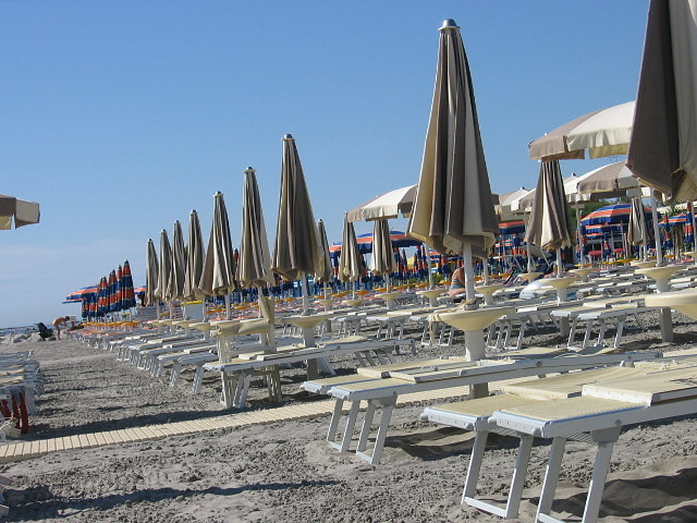 Ravenna (Italy) beach | sent | Blipfoto