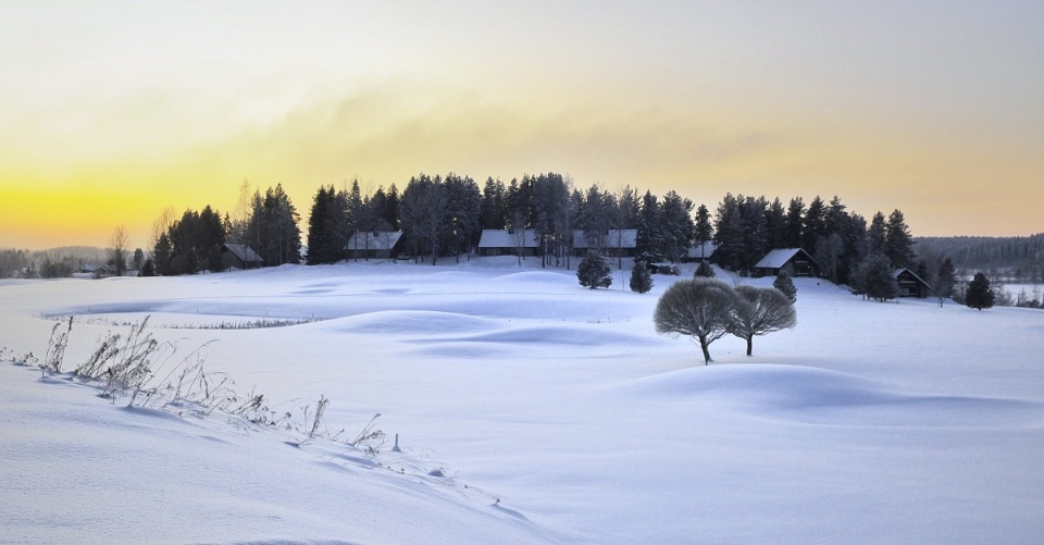 snowy golf course | h | Blipfoto