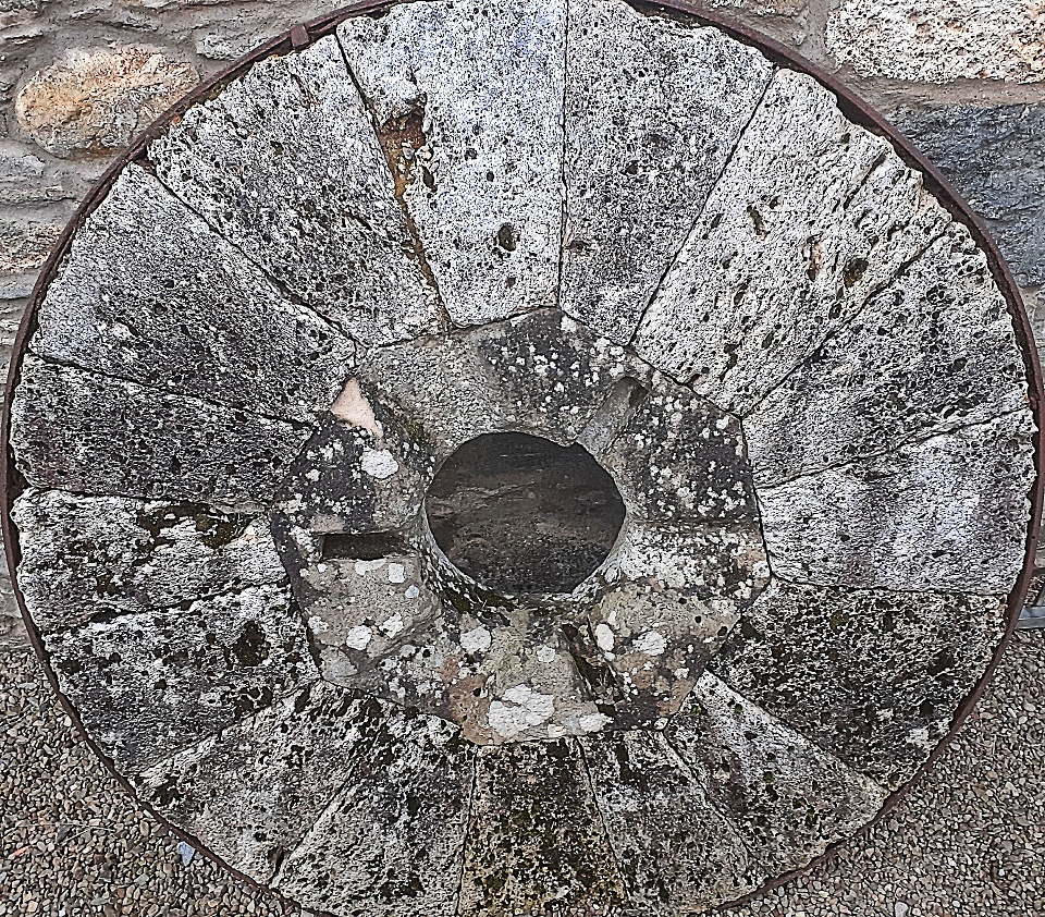 Abstract Thursday - Shape | Freuchie | Blipfoto