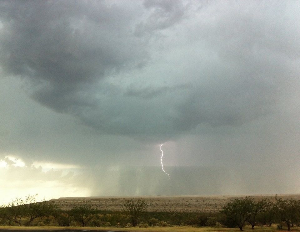 Lightning, Dust and Rain | Alma | Blipfoto