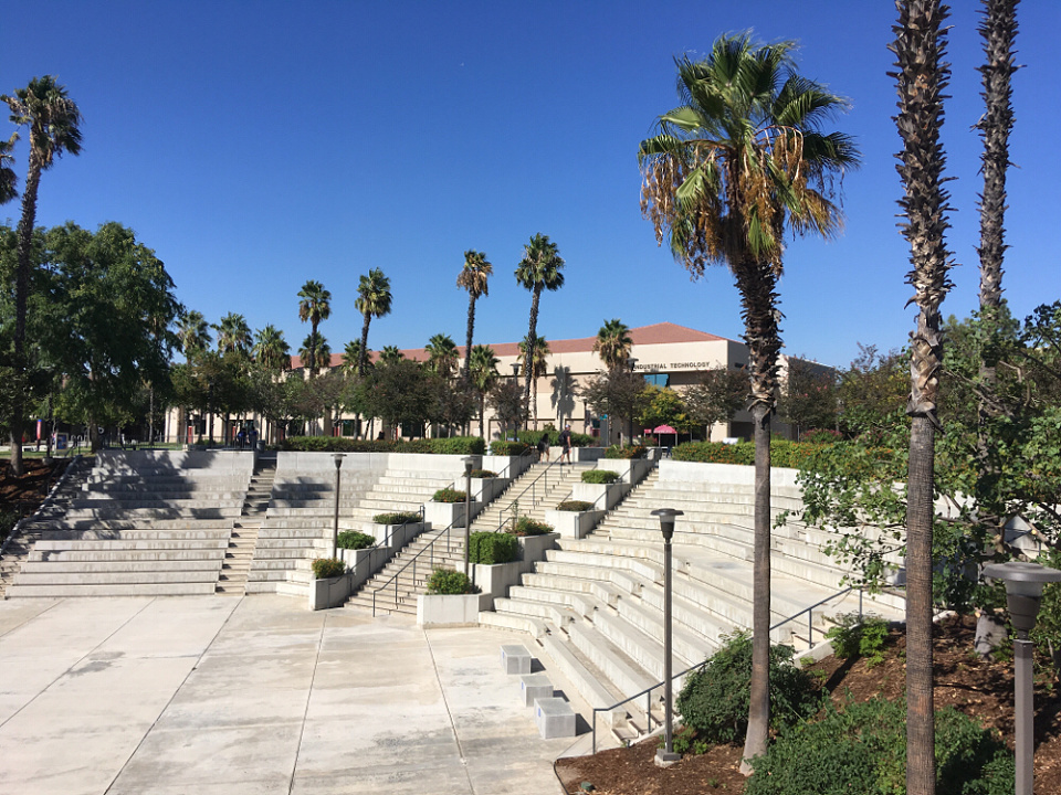 2019 Monday — Campus | Carol | Blipfoto