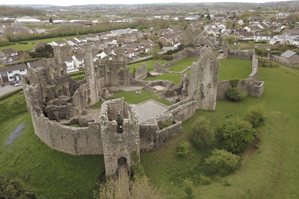 Coity Castle | BobsBlips | Blipfoto
