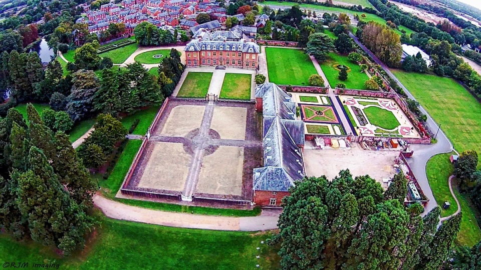 Tredegar House & Gardens | BobsBlips | Blipfoto