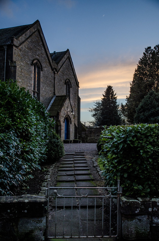 Kettlebridge kirk | Korginger | Blipfoto