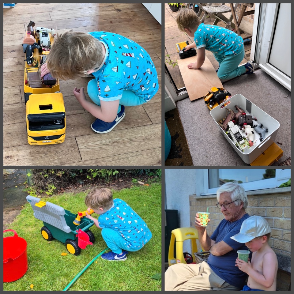 Busy | CherryR | Blipfoto