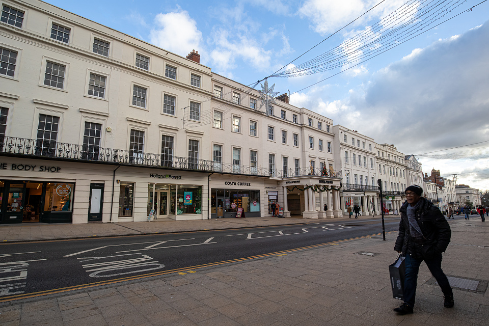 Walk on By (Widwed100124) & MM Results. | steveng | Blipfoto