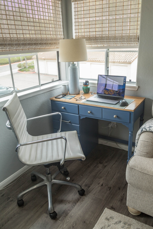 A Different Workstation | rsdphotography | Blipfoto