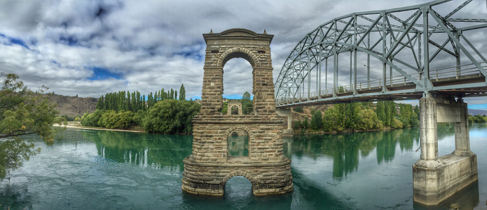 Roxburgh Gorge old bridge | Viking | Blipfoto