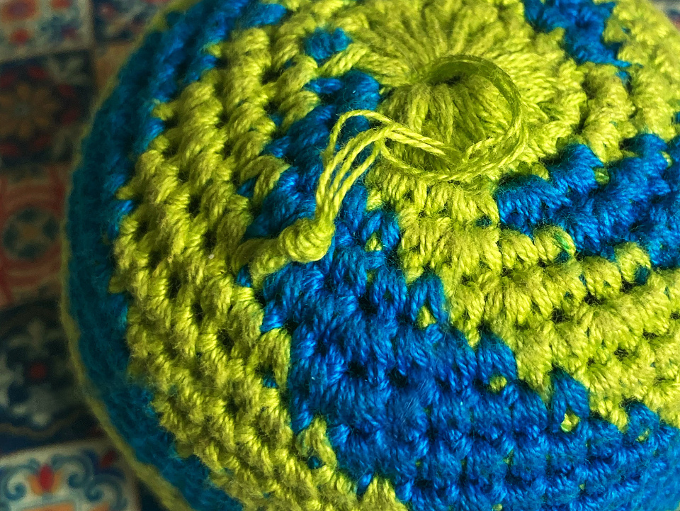 Clench and Flick | mambo | Blipfoto