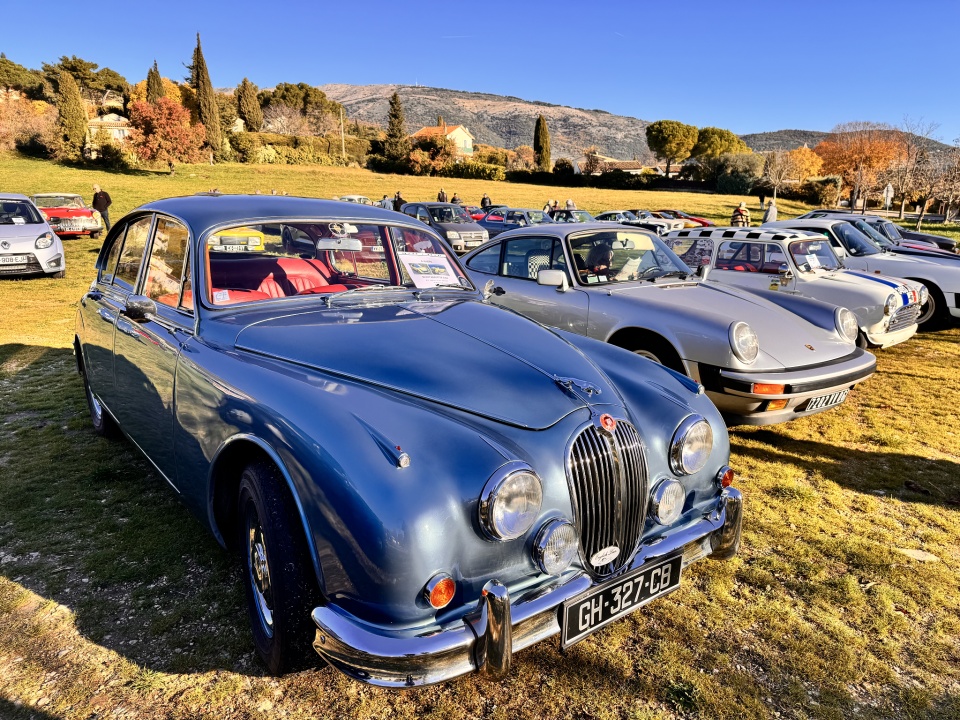 Classic car fair in Cabris... | DawnMH | Blipfoto