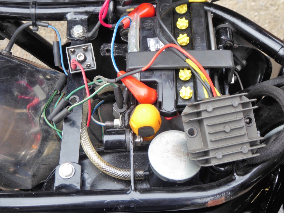 Electrical Gremlins | oilyrag | Blipfoto