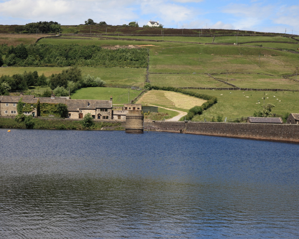 Across Ponden | PhotoPete | Blipfoto