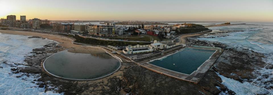 Selfie at the Canoe Pool and Newie baths | jensphotos | Blipfoto