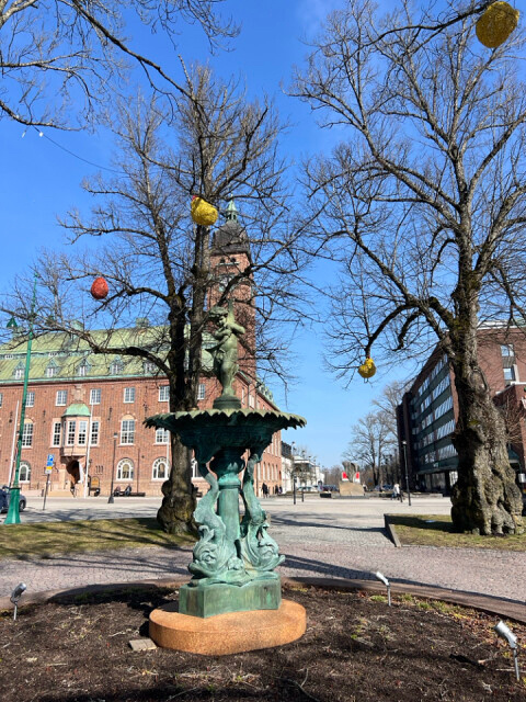 Giant egg trees | Romay | Blipfoto