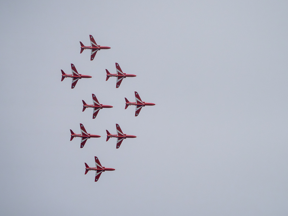 Glimpse Of The Red Arrows | AH14 | Blipfoto