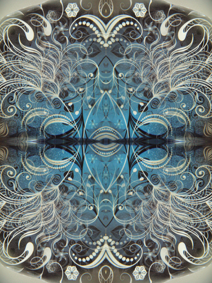 Abstract symmetry | H0tamer | Blipfoto