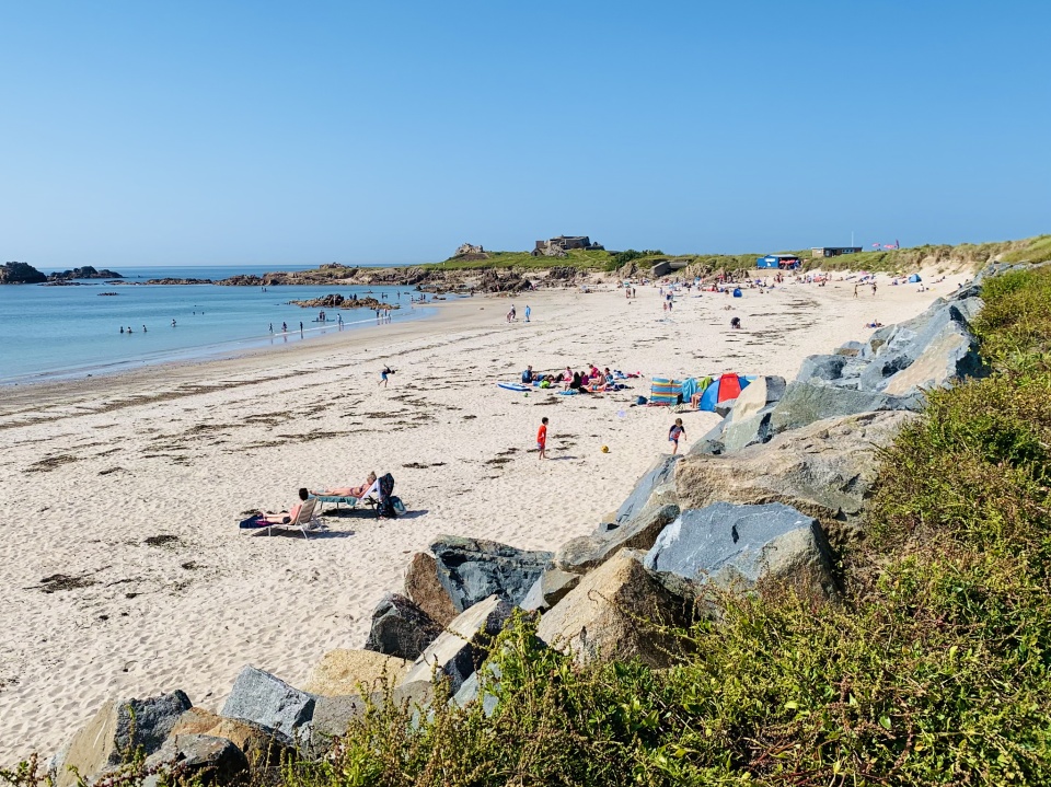 What a glorious hot sunny day! | GuernseyGirl | Blipfoto