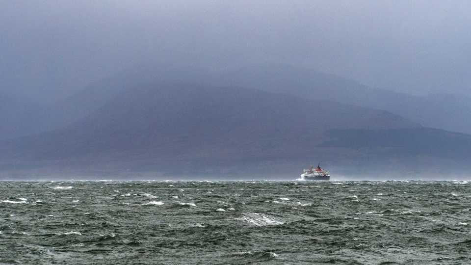 The ferry to Mull | richard | Blipfoto