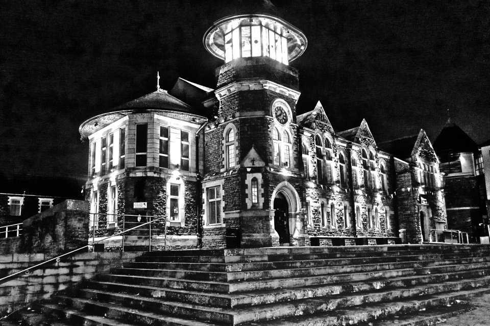 Caerphilly Town Hall | BobsBlipsFilm | Blipfoto