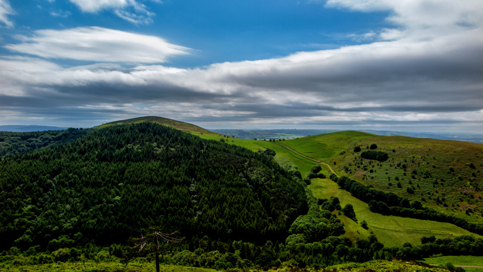 Heath Mynd and Cefn Guntley | IanWright | Blipfoto