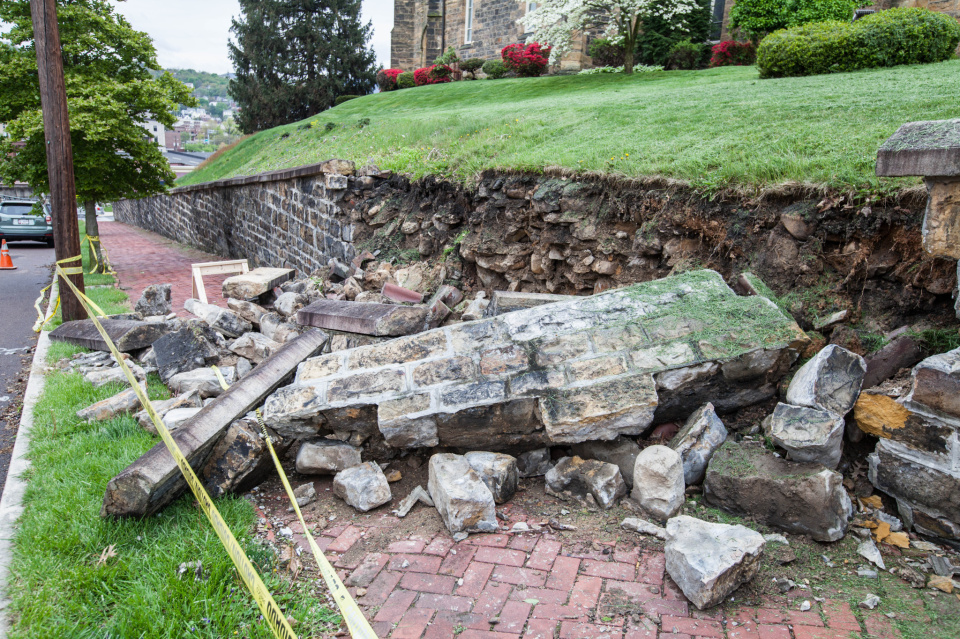 Collapsed wall | FotoAlex | Blipfoto