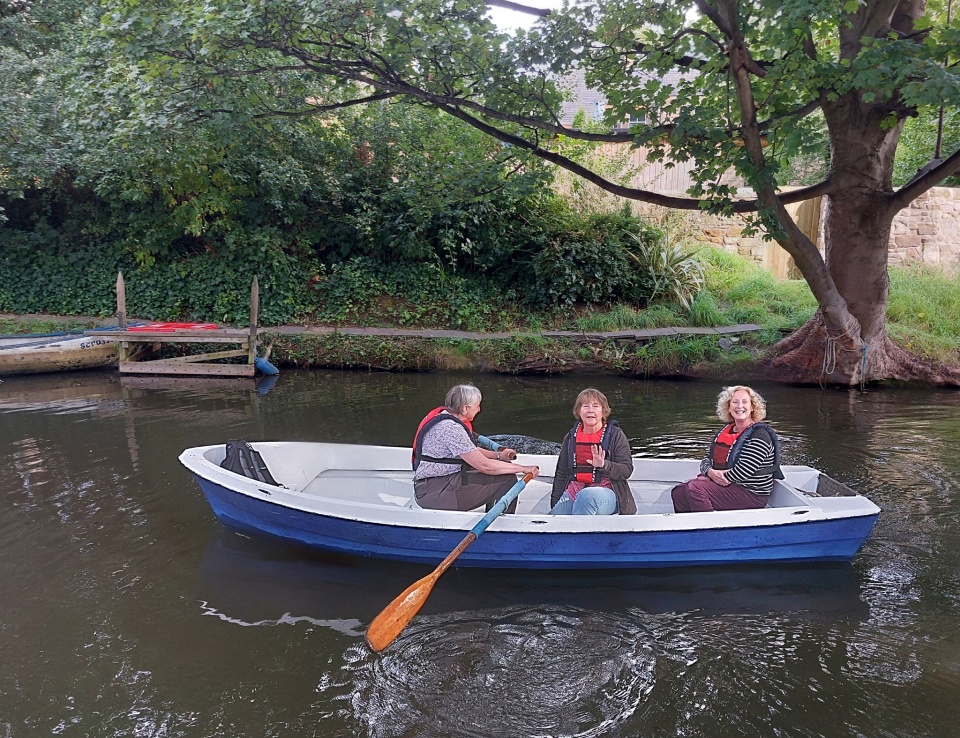 Boating Ladies | lovenature | Blipfoto