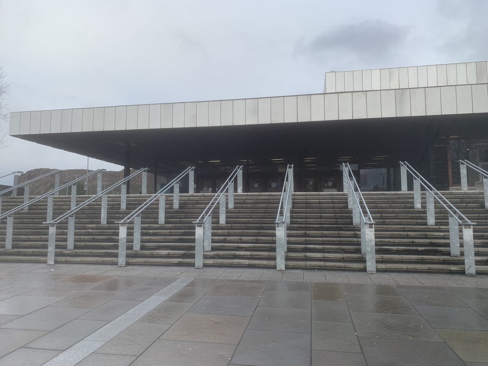 Royal Commonwealth Pool Entrance | RegardsFromEdin | Blipfoto