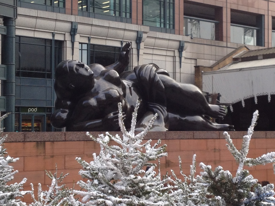 Sculpture of a Fallen Woman in Exchange Square | oeilduchat | Blipfoto