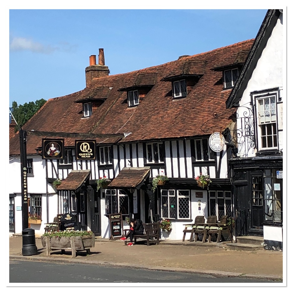 The High Street Pub. | V985 | Blipfoto