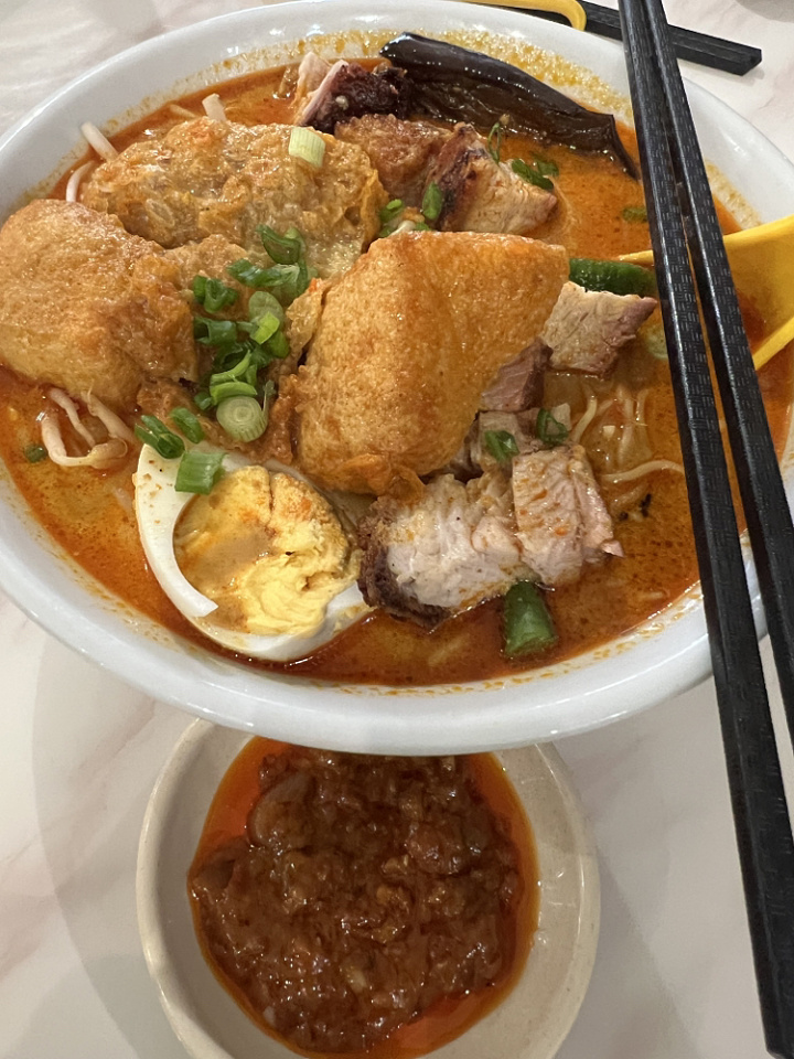 Curry noodles | beezee | Blipfoto