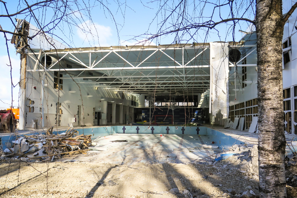 Centennial Pool | wheriam | Blipfoto